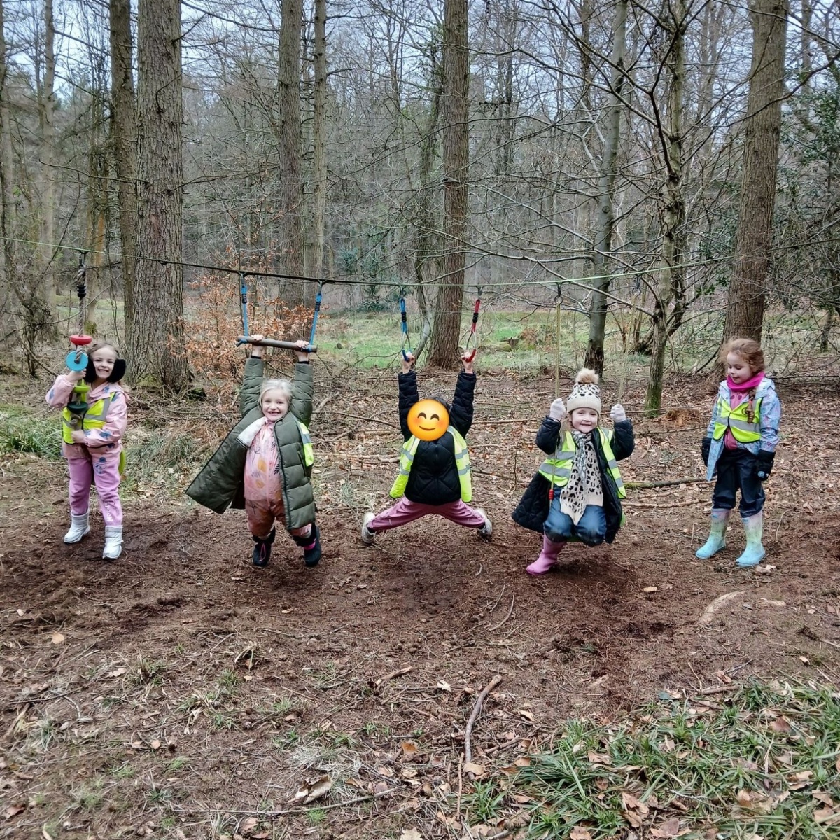 High Spen Primary School - Year 2 Forest School