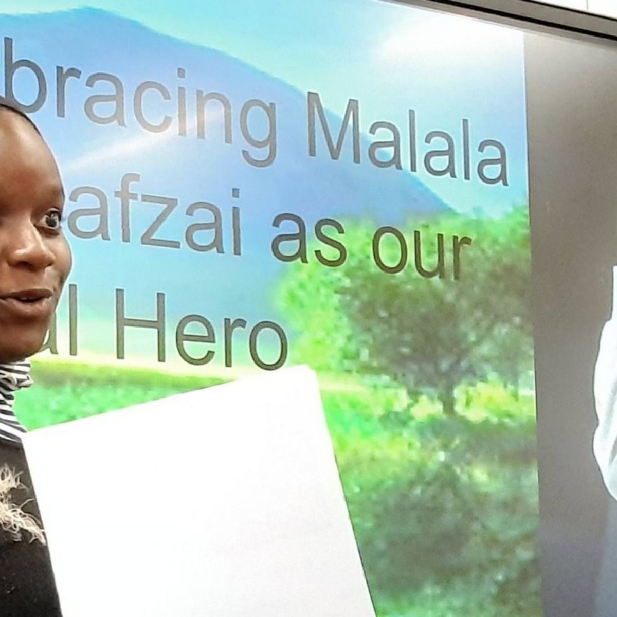 High Spen Primary School - Starting the week with a highlight!