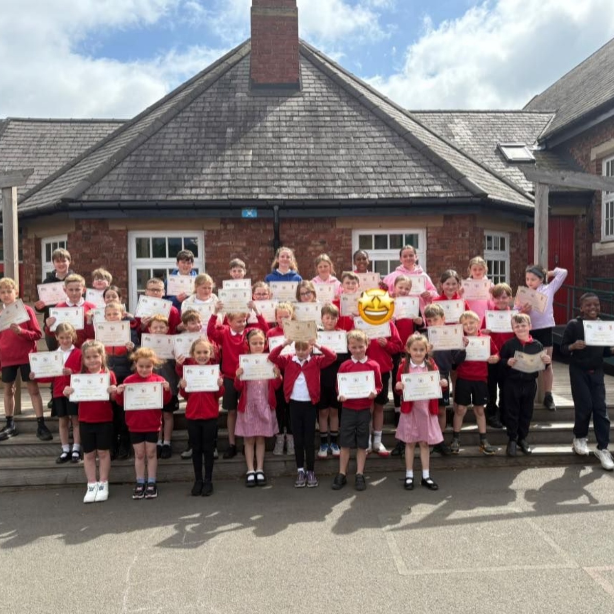 High Spen Primary School - Attendance